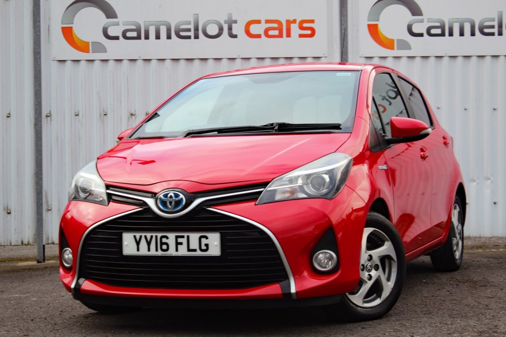 SOLD - Used TOYOTA YARIS 2016 Red in Grimsby, North East Lincolnshire ...